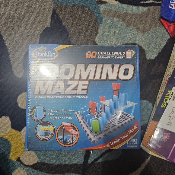Thinkfun | Toys | Domino Maze Chain Reaction Logic Puzzle Blue And Red ...